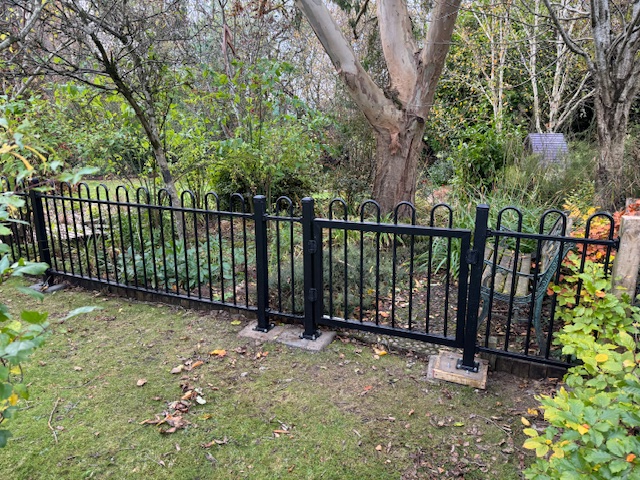 Bow Top Entrance Gate 1000X1200mm Fence Foundry